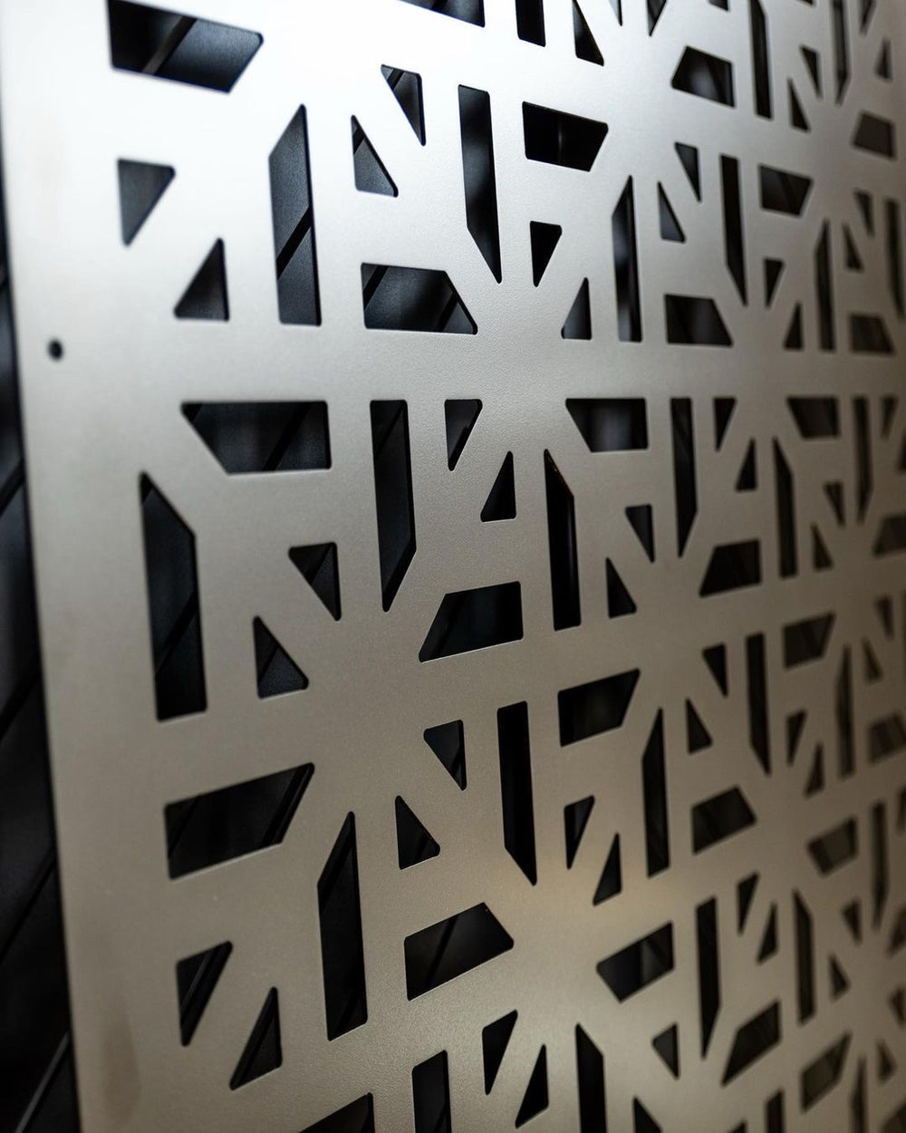 Fully Custom Screens | HIDEAWAY Canada