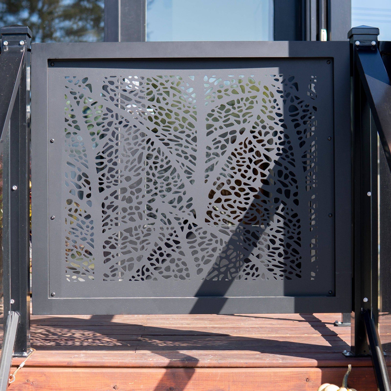 Custom Width Privacy Gate (Horizon) 68"H | HIDEAWAY Canada