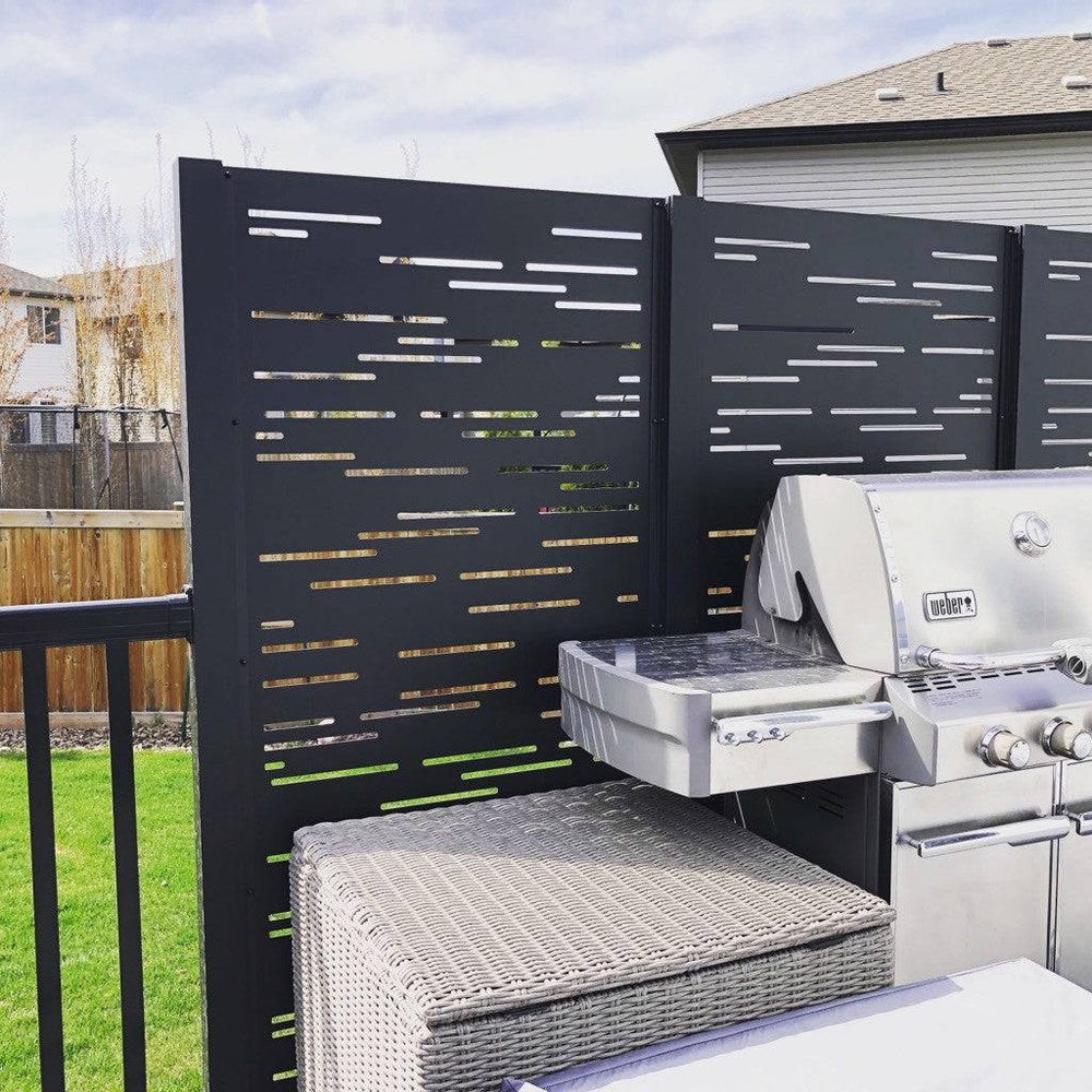 Dash Privacy Screen - Contemporary Outdoor Privacy Panel | HIDEAWAY Canada